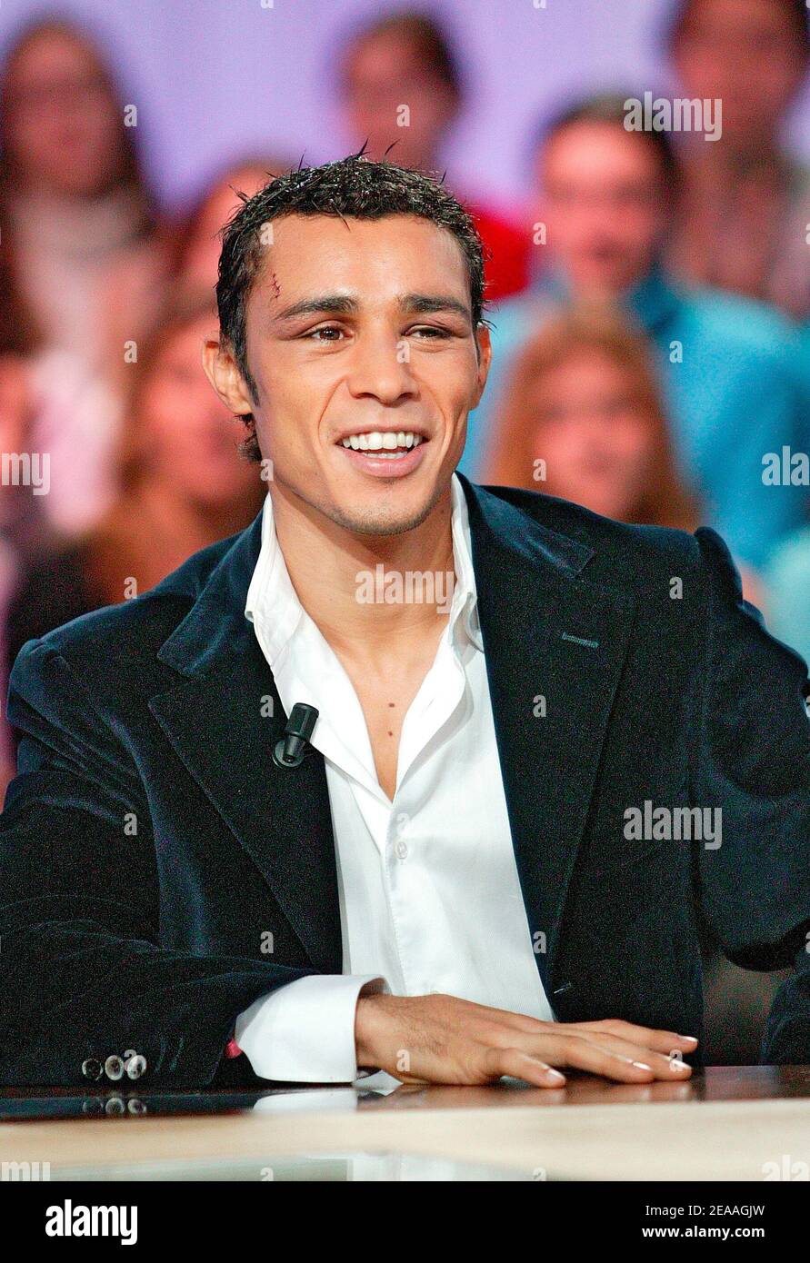 NO TABLOIDS. French boxer Brahim Asloum on the set of 'Le Grand Journal ...
