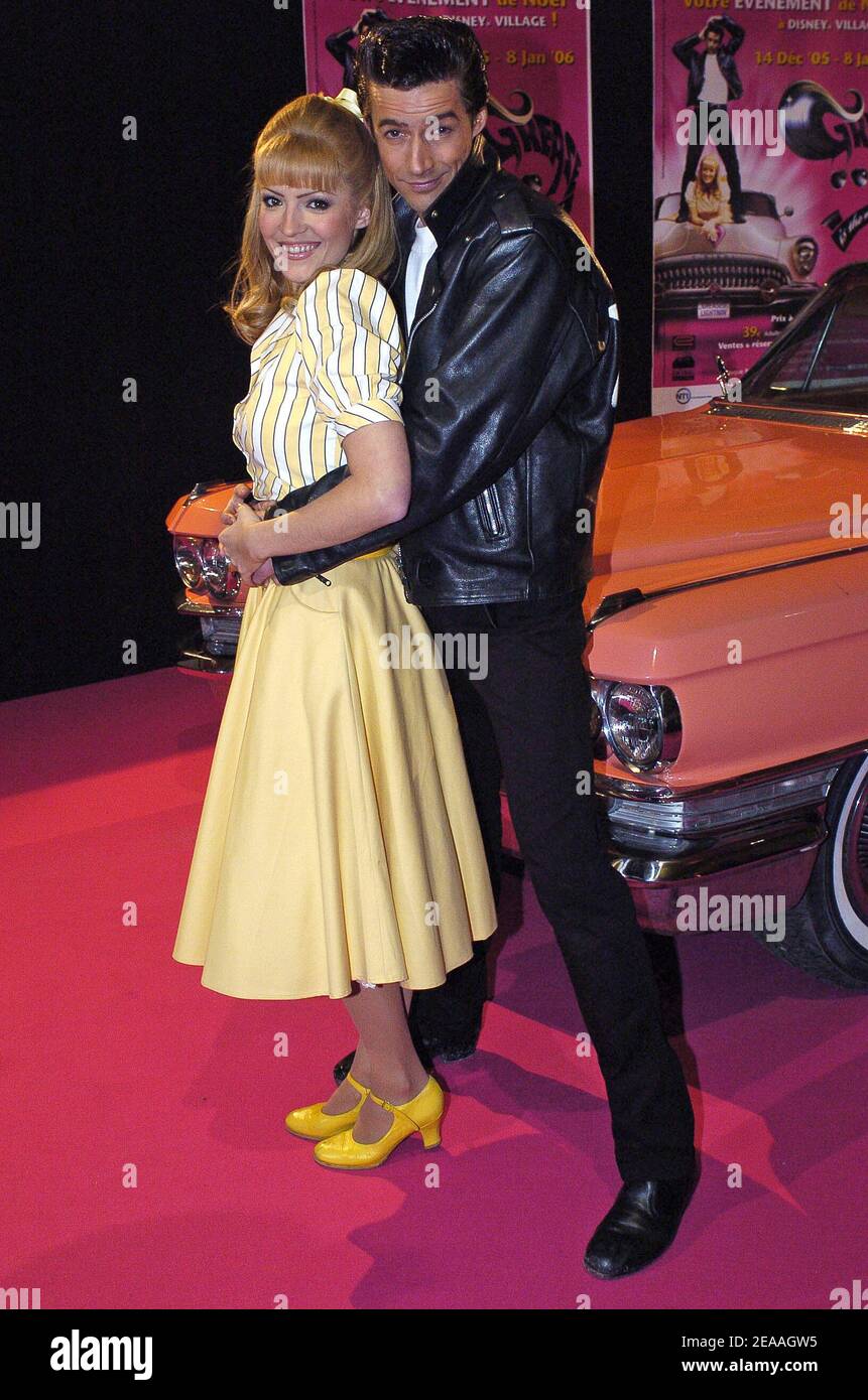 Us singers and cast members Andy and Sandy from the Musical Grease ...