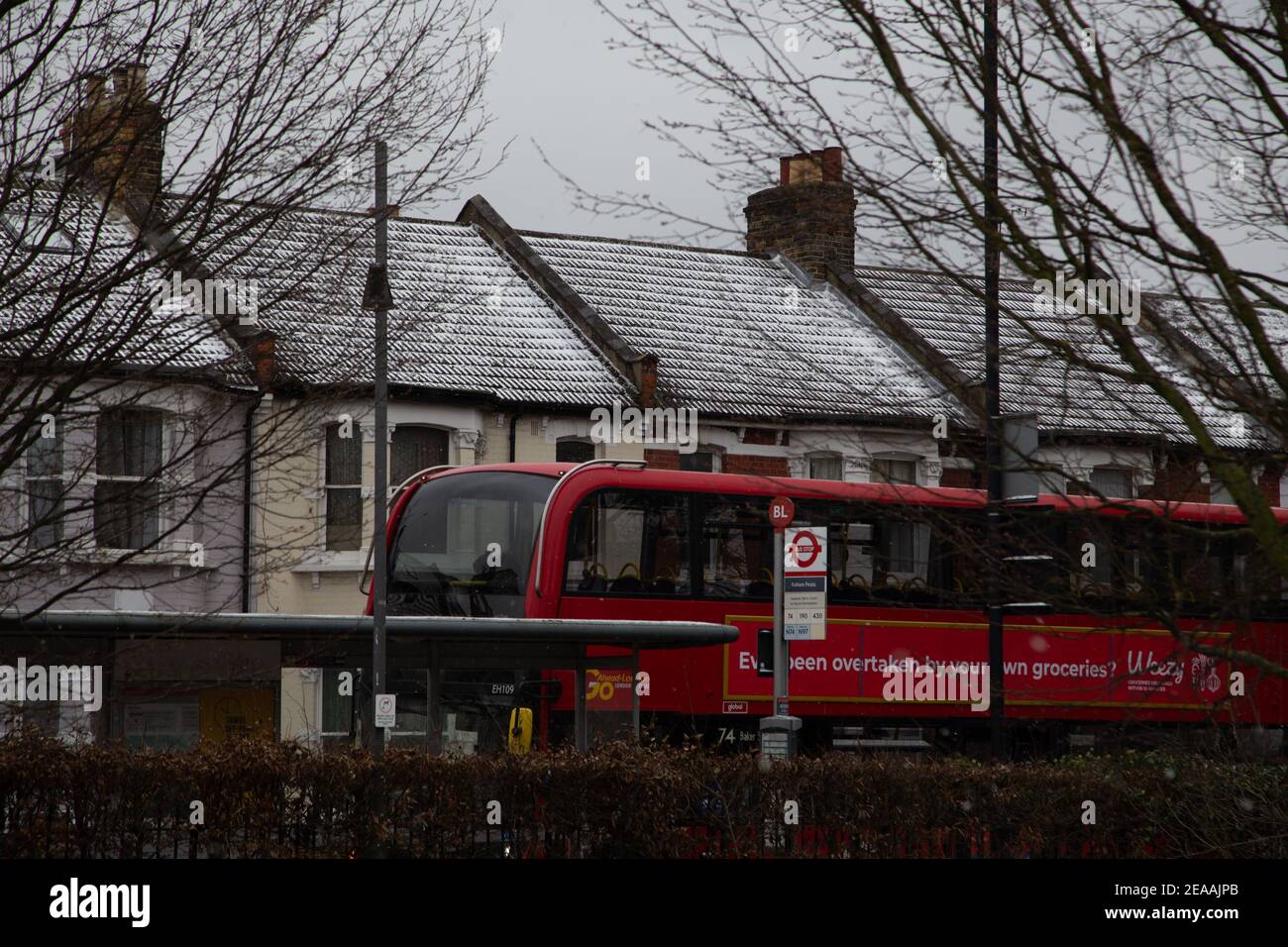 Hammersmith bus hi-res stock photography and images - Alamy