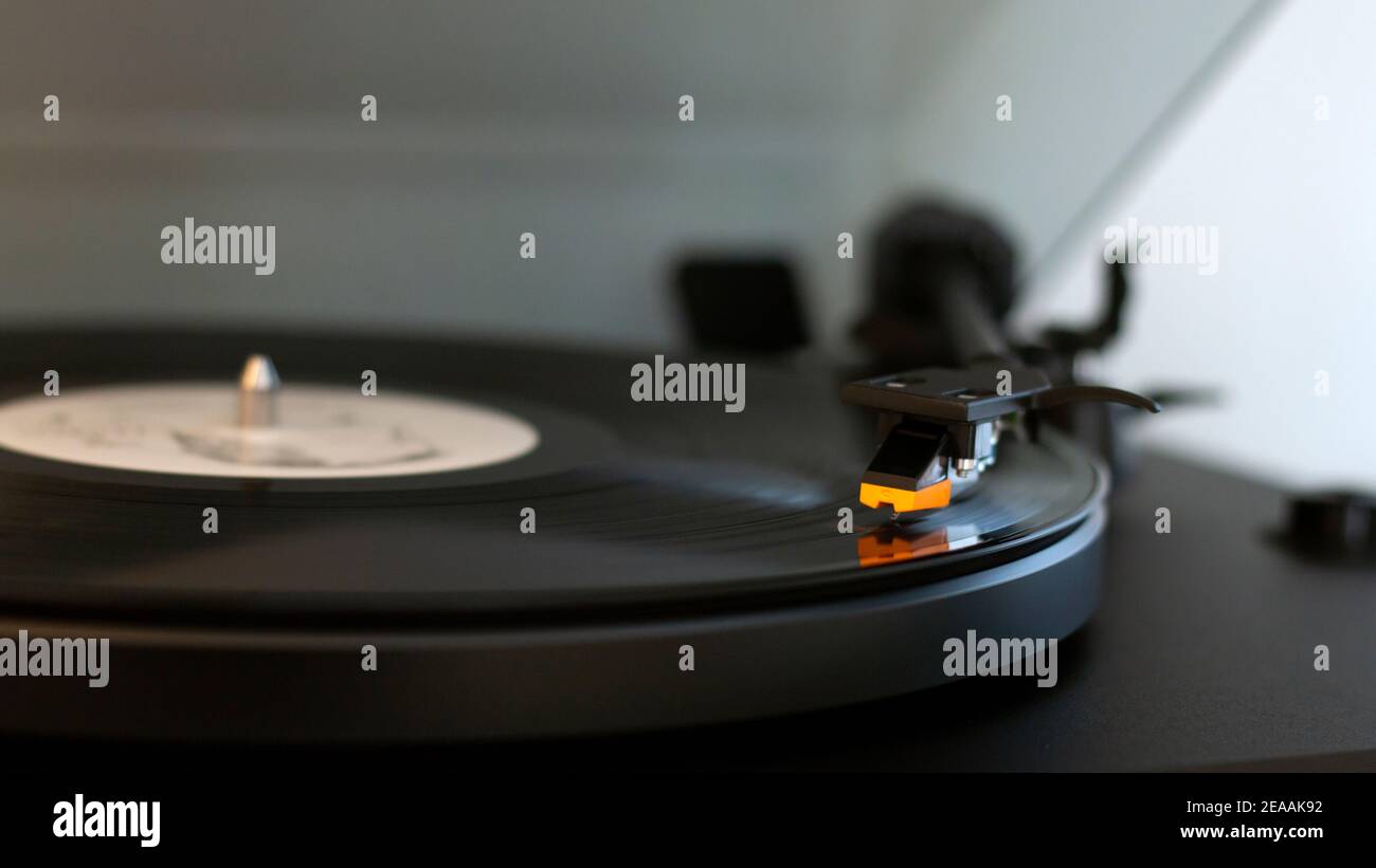 Turntable view hi-res stock photography and images - Alamy