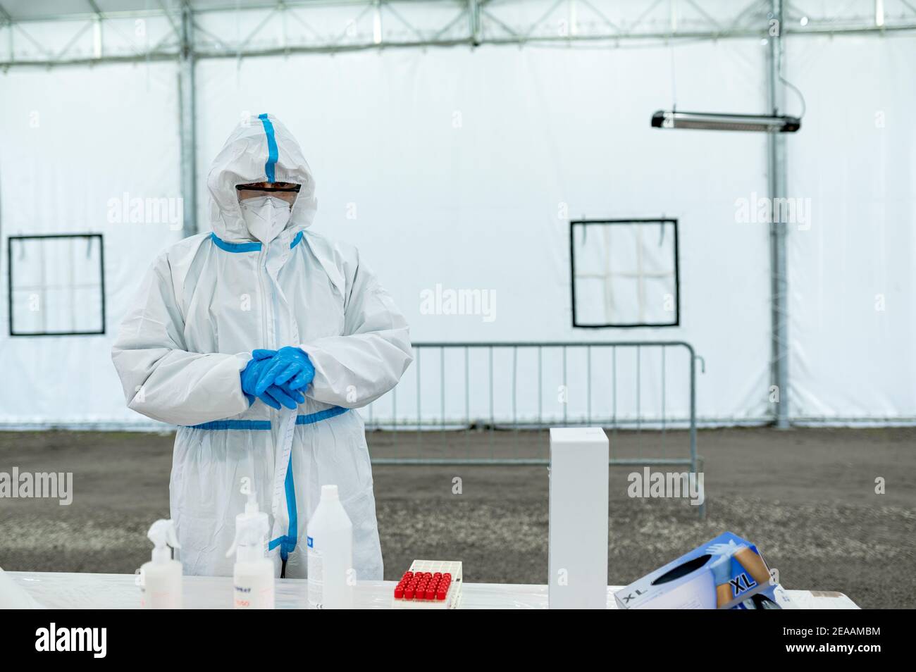 Screening products hi-res stock photography and images - Alamy