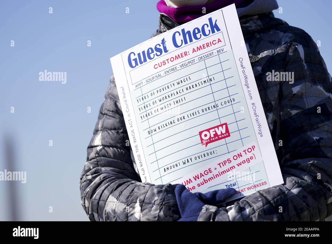 Raise minimum wage sign hi-res stock photography and images - Alamy