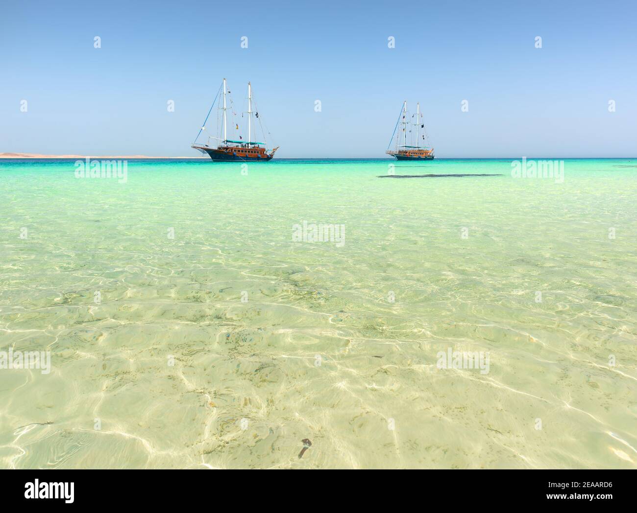 Two sailboats hi-res stock photography and images - Alamy