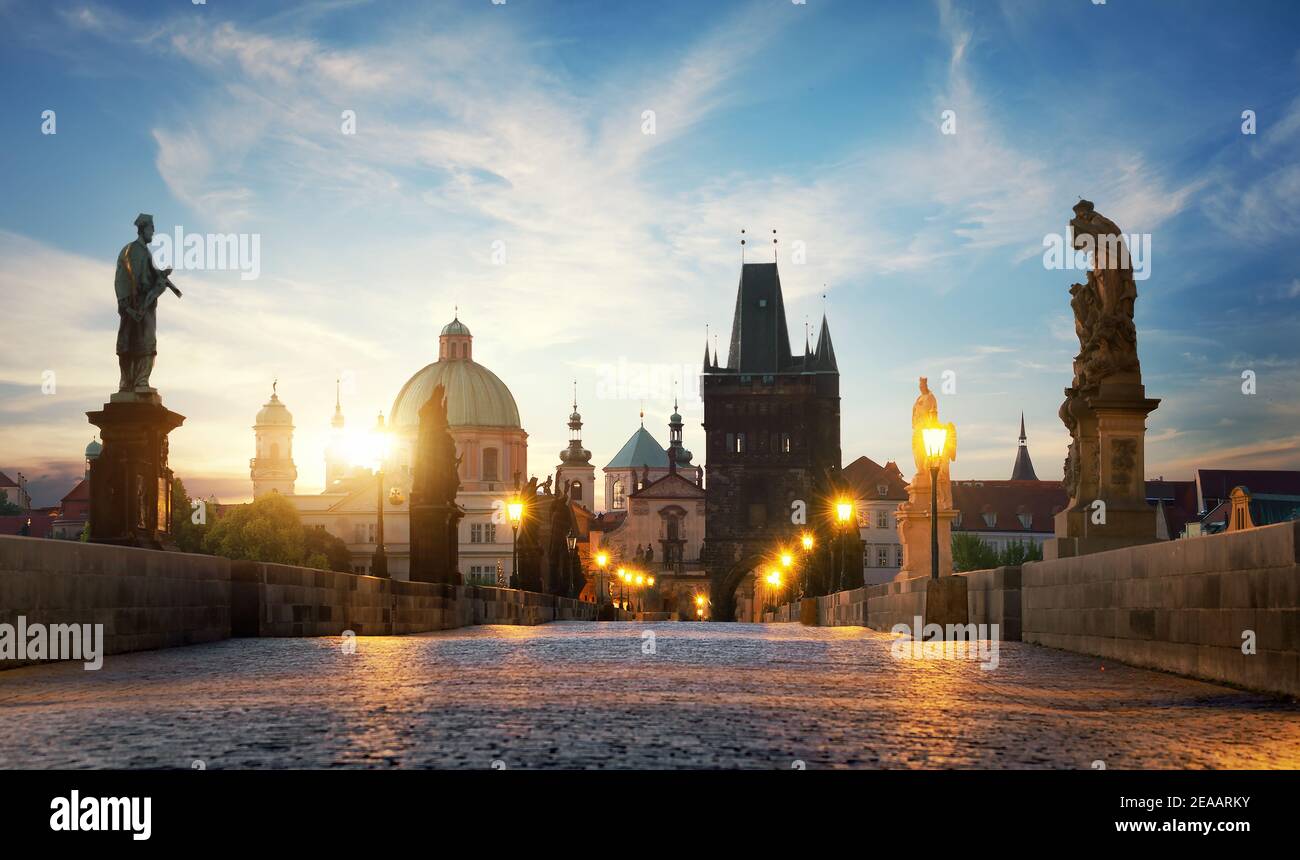 Charles bridge in prague dawn hi-res stock photography and images - Alamy