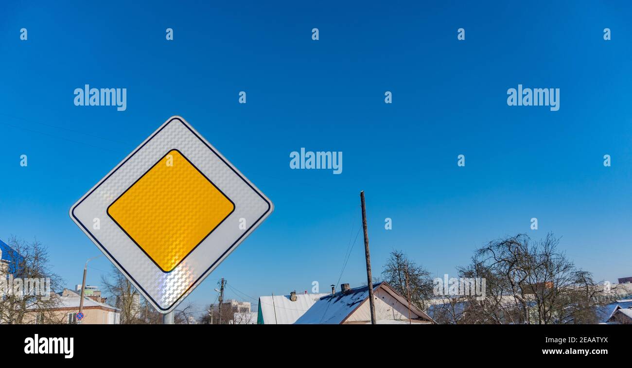 Priority road sign hi-res stock photography and images - Alamy