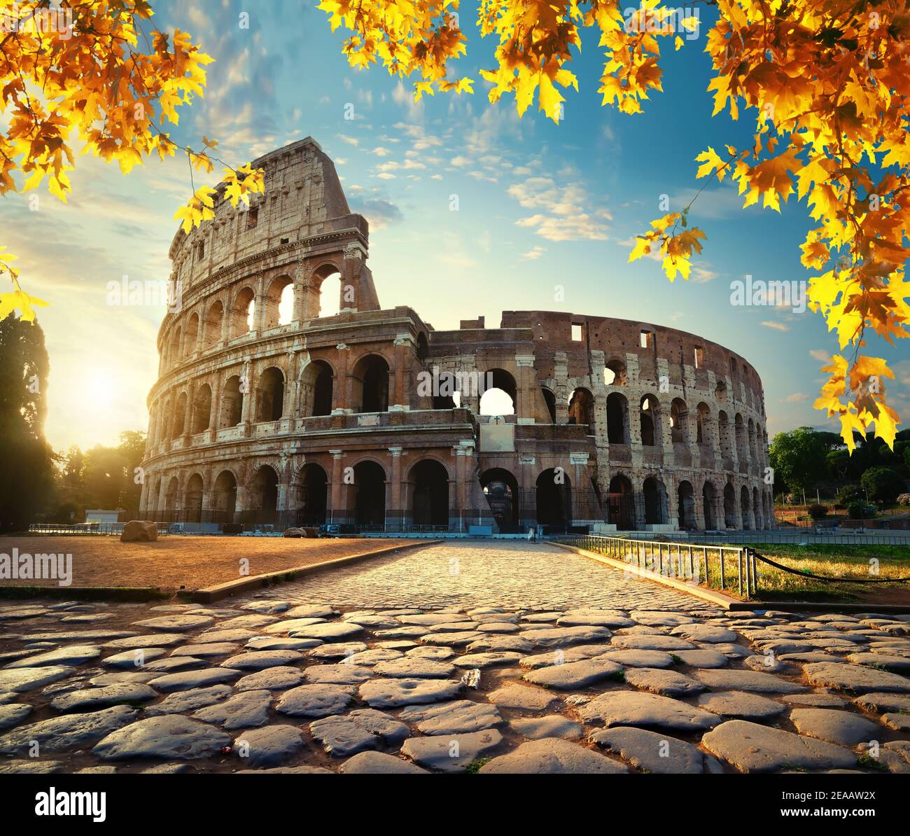 Road to colosseum hi-res stock photography and images - Alamy