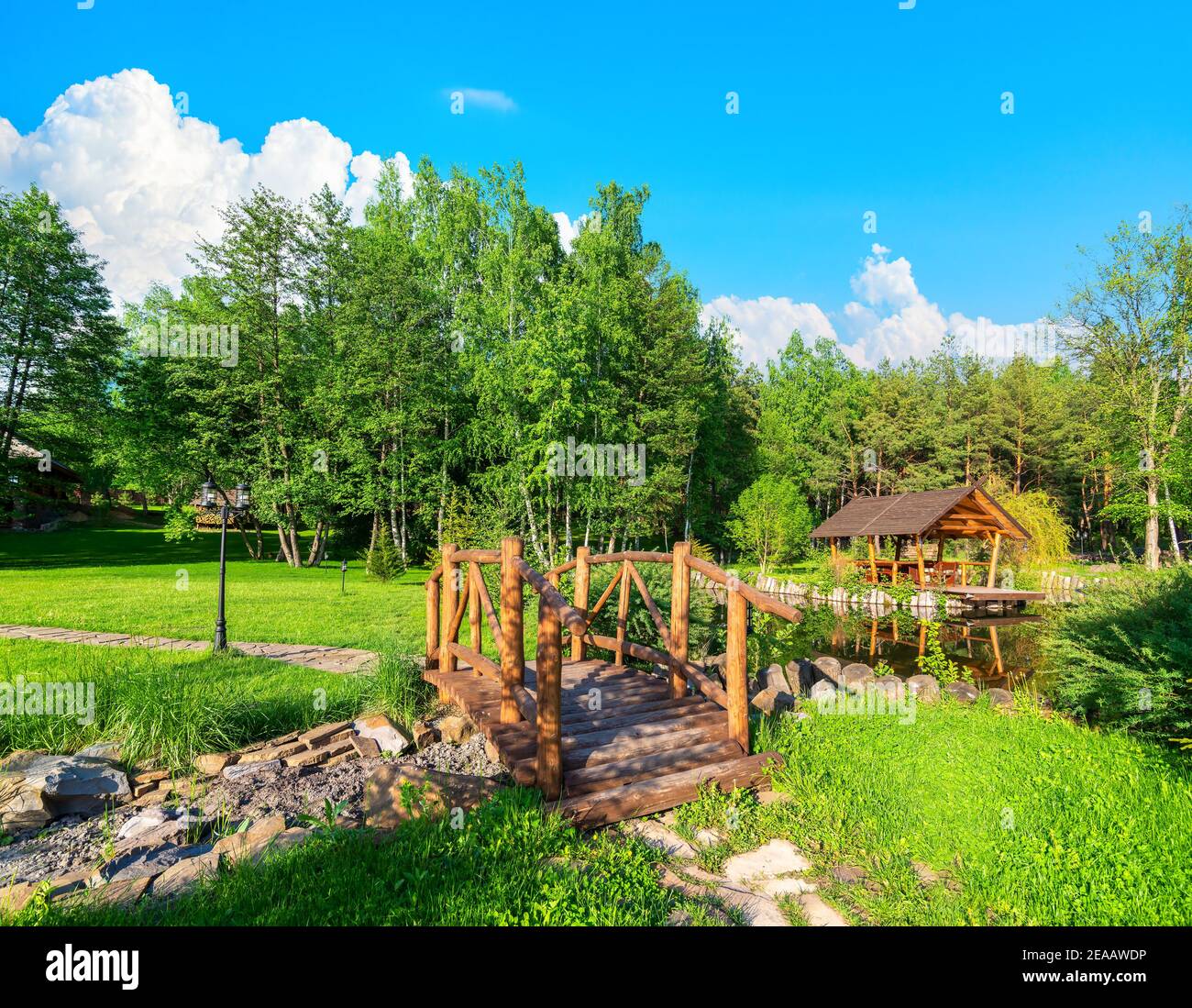 Log farm house hi-res stock photography and images - Alamy