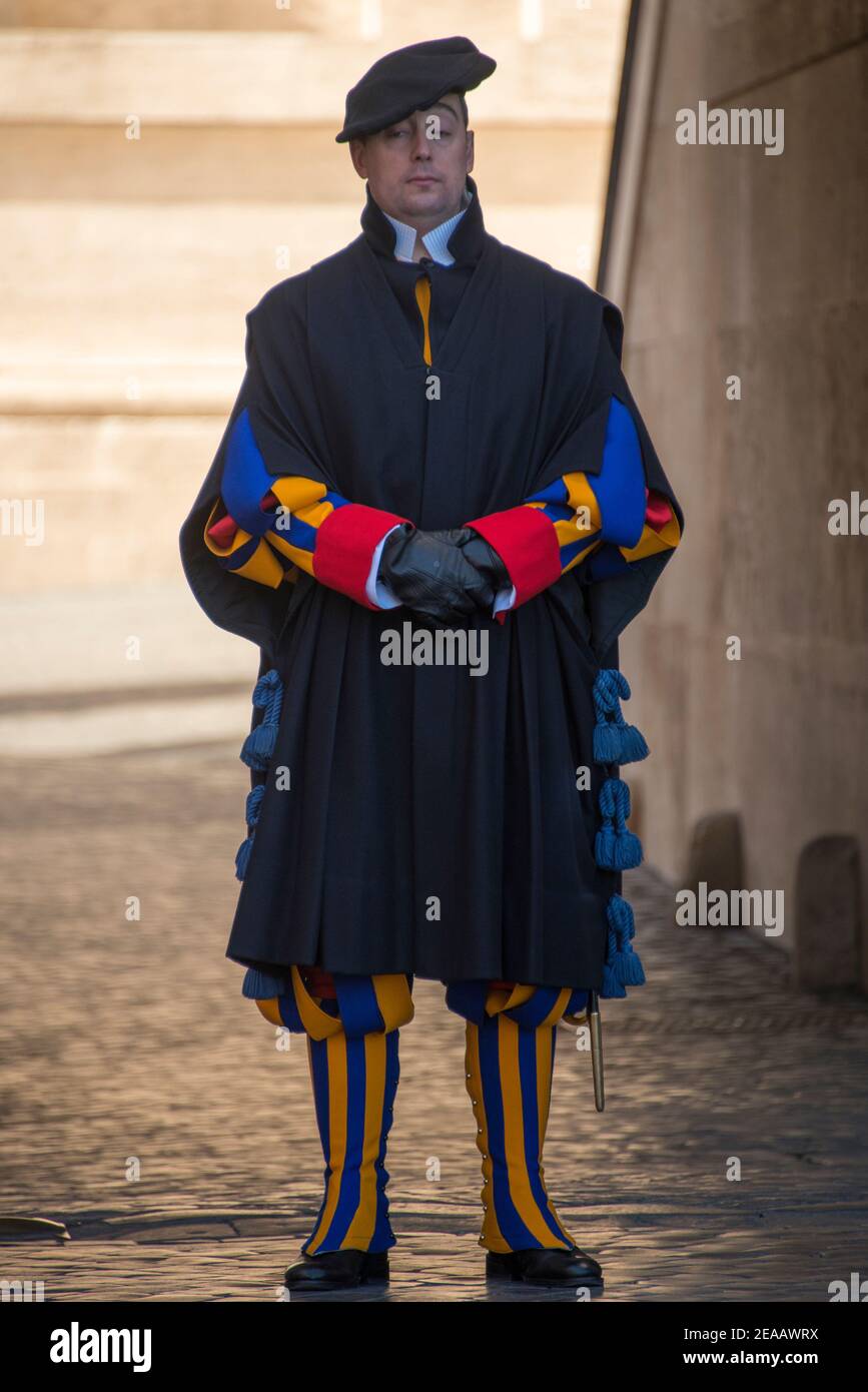 Guardsman hi-res stock photography and images - Alamy