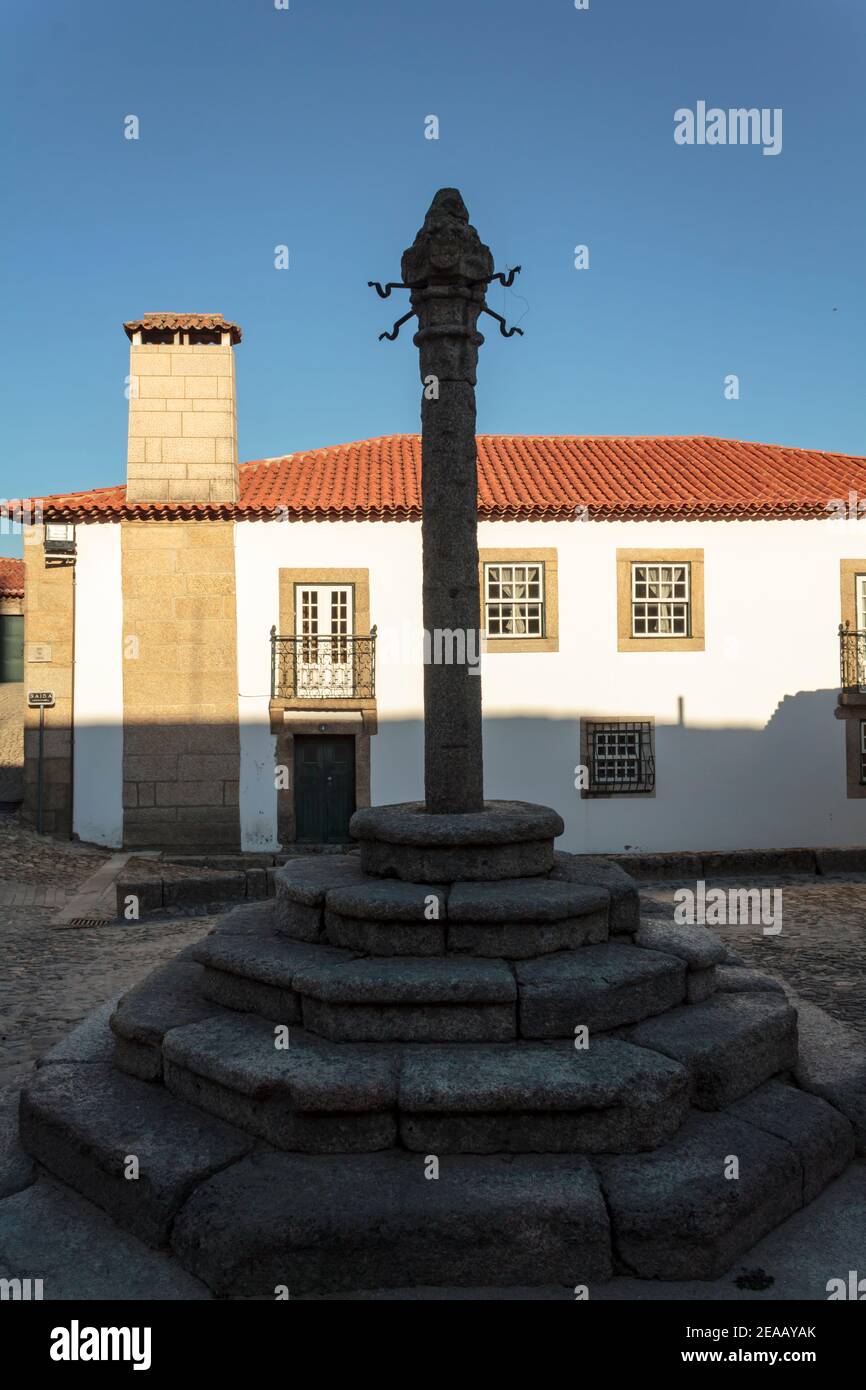 Pillory 16th century hi-res stock photography and images - Alamy