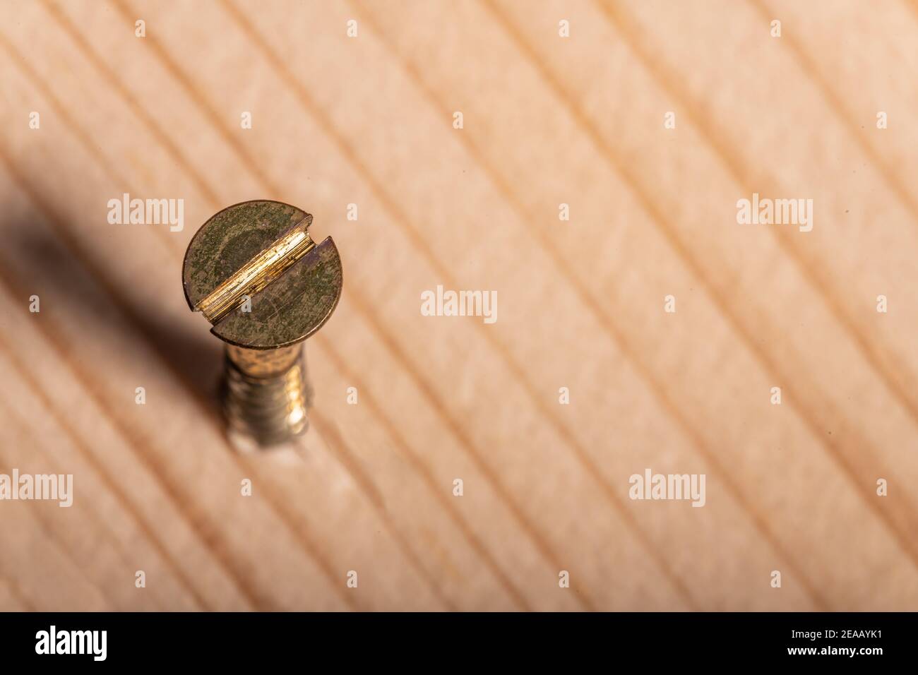 Screw head from above hi-res stock photography and images - Alamy