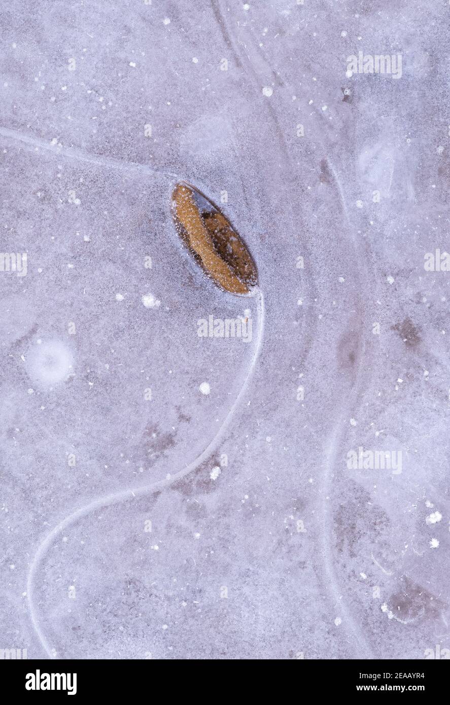 Ice stone hi-res stock photography and images - Alamy