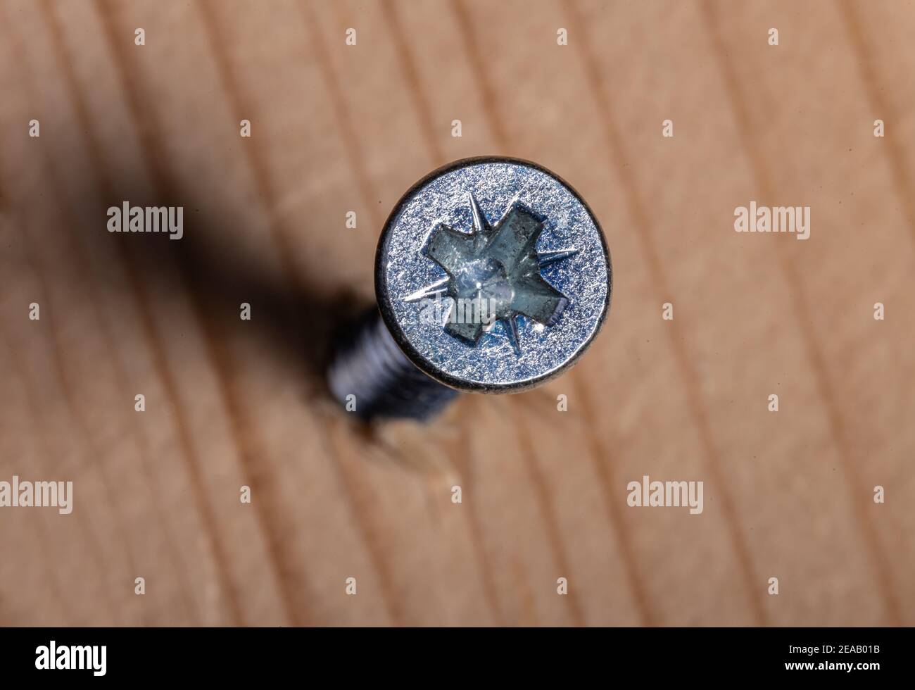 Screw head from above hi-res stock photography and images - Alamy