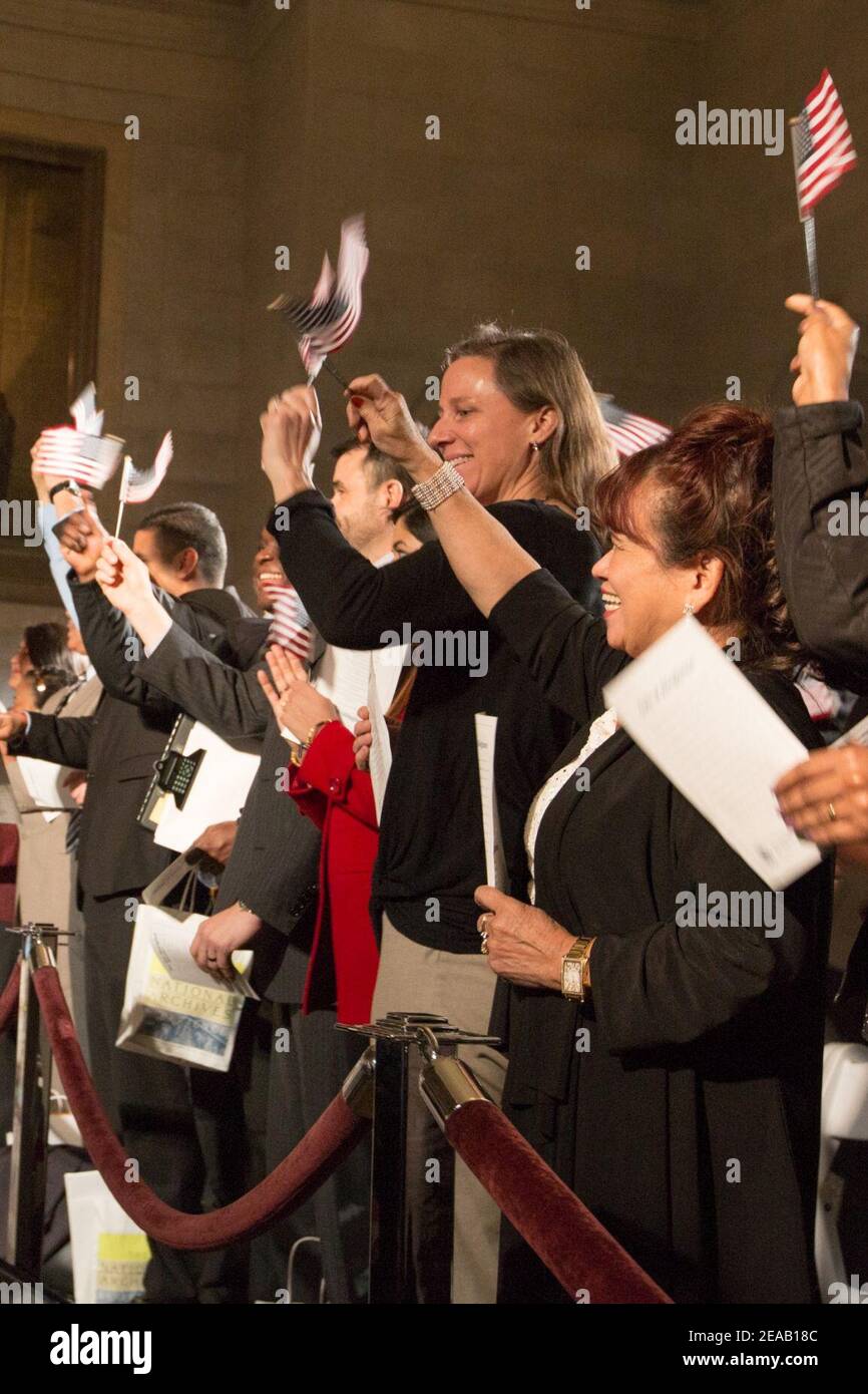 Naturalization Ceremony (23412171949 Stock Photo - Alamy