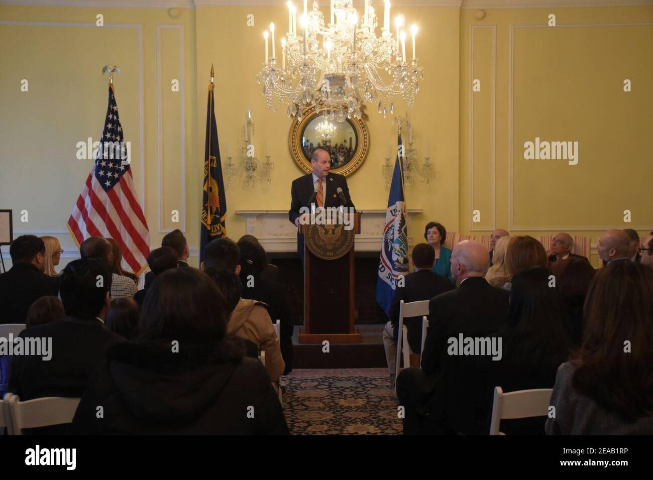 Naturalization Ceremony (25998744270 Stock Photo - Alamy