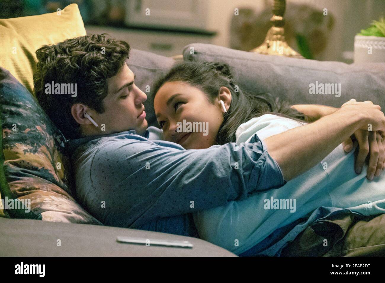 TO ALL THE BOYS: ALWAYS AND FOREVER, from left: Noah Centineo, Lana ...