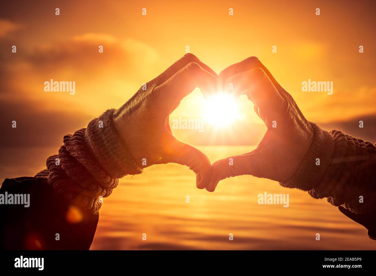 Start shaped sun hi-res stock photography and images - Alamy