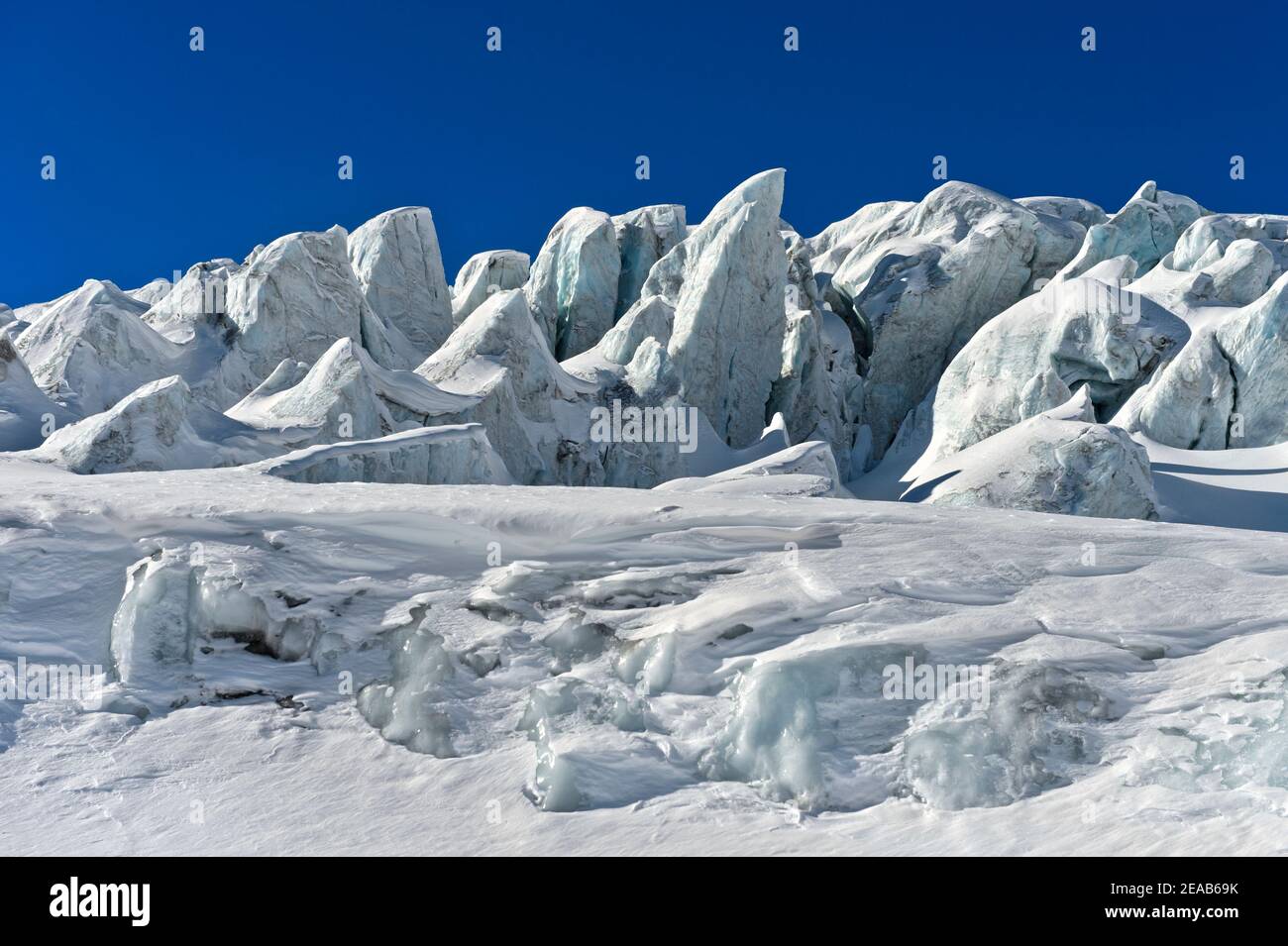 Towers made of glacier ice, Seracs, on the Feegletscher, Saas-Fee ...