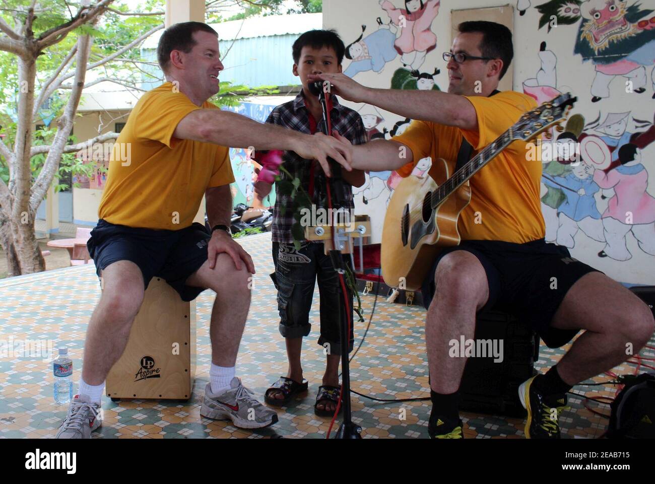 Naval Engagement Activity Vietnam 140408 Stock Photo - Alamy