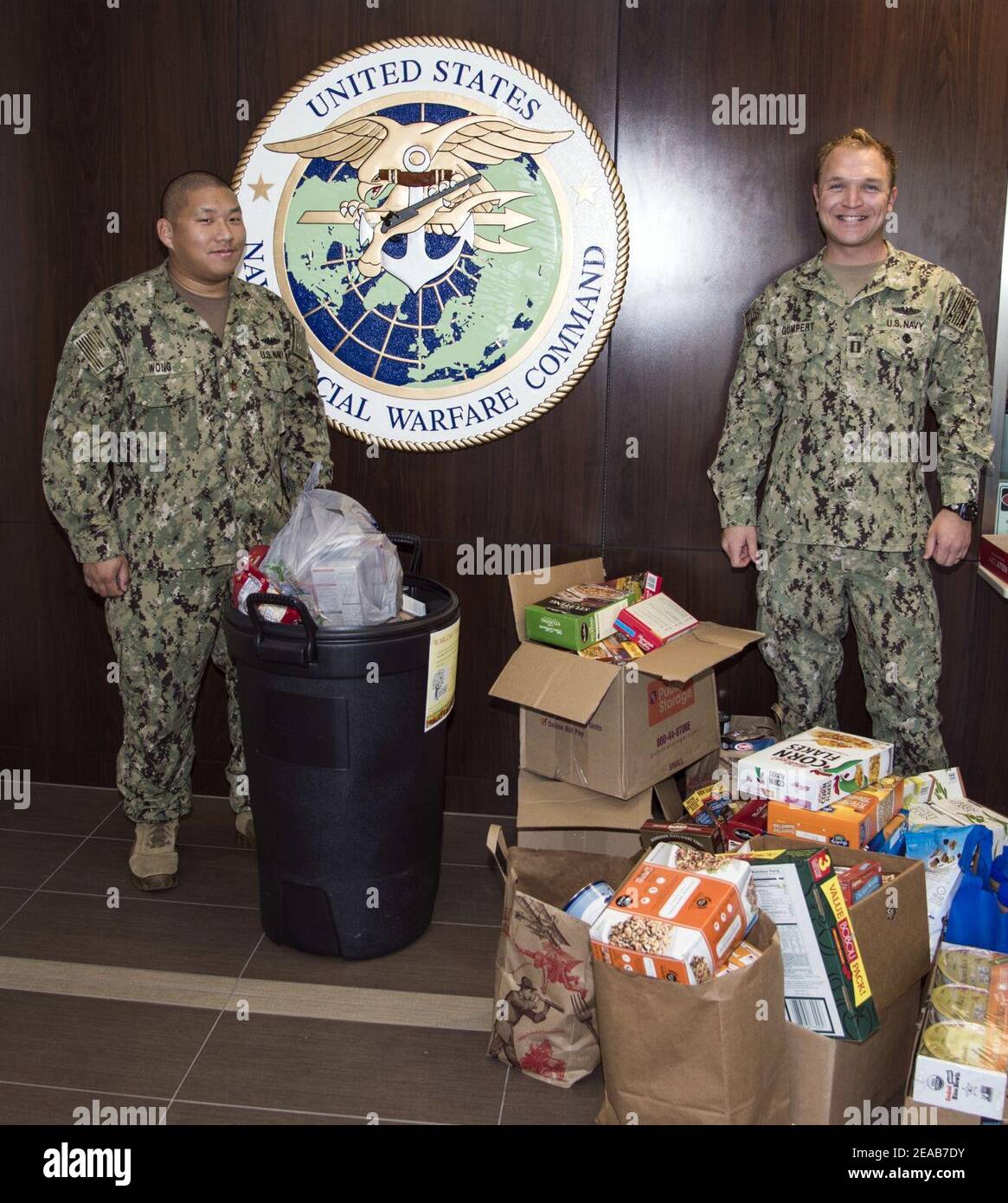 Naval Special Warfare food drive 151120 Stock Photo - Alamy