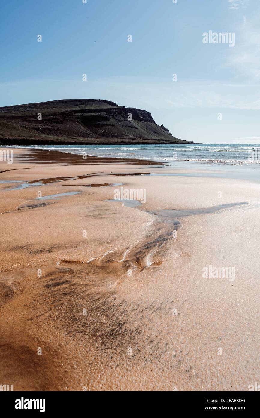 Beach without sand hi-res stock photography and images - Alamy