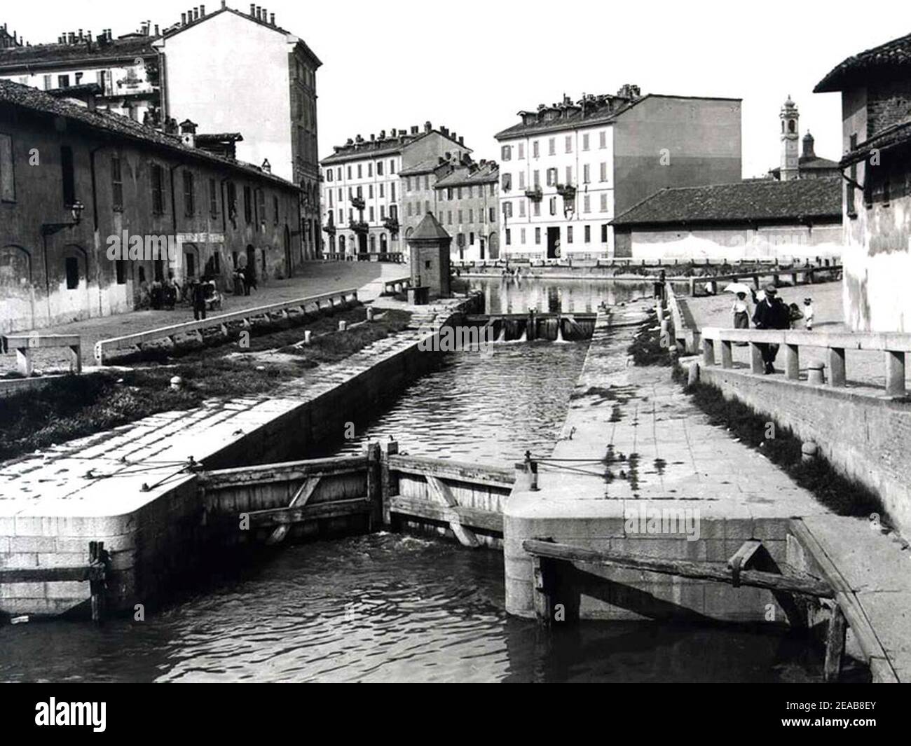 Navigli di milano hi-res stock photography and images - Alamy