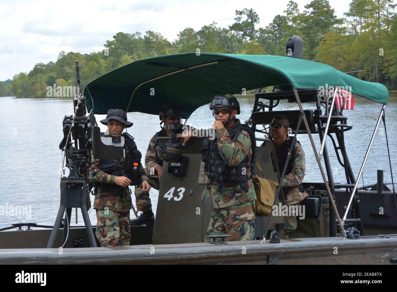 NAVSCIATTS' PCAT Conducts Simulated Extraction Exercises 160907 Stock ...