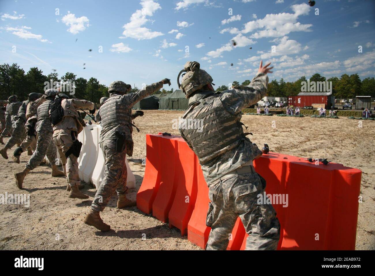 Navy and US Coast Guard Personnel Perform Unit Collective Tasks 101018 ...
