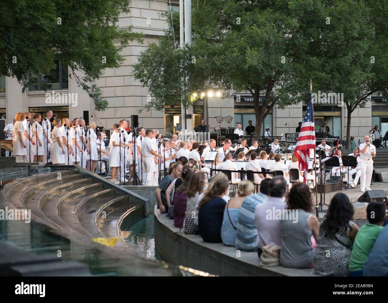 Navy Band Concert on the Avenue (35085084190 Stock Photo - Alamy