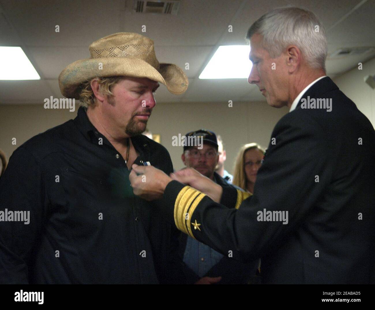 Navy distinguished public service hi-res stock photography and images ...