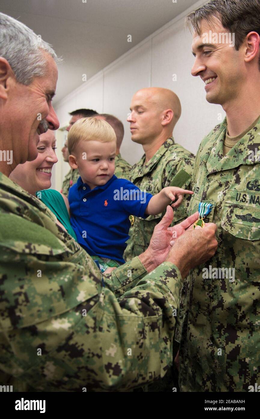 Eod techs hi-res stock photography and images - Alamy