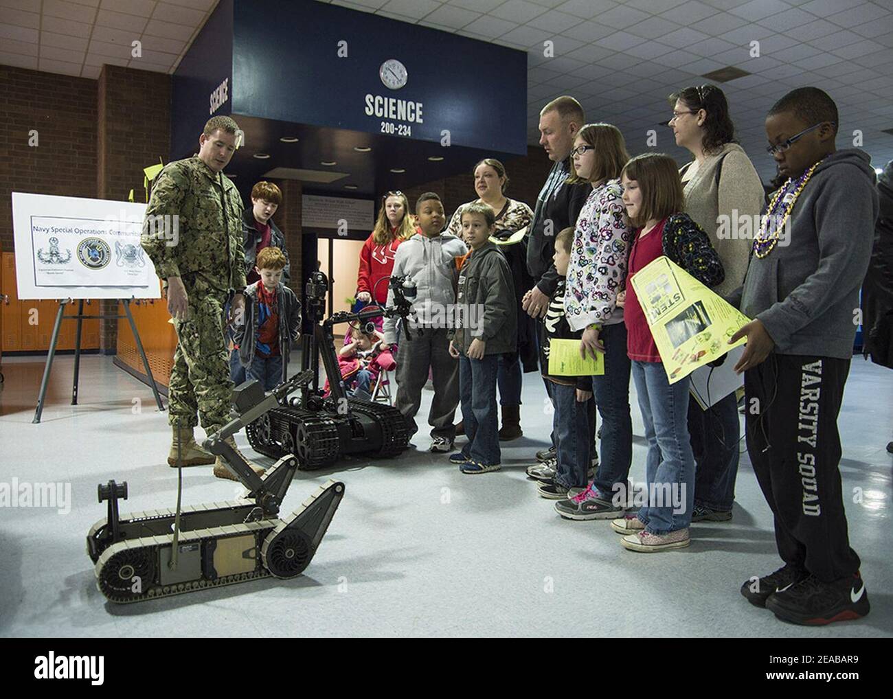 Navy EOD, divers promote science, technology with local students 130323 ...