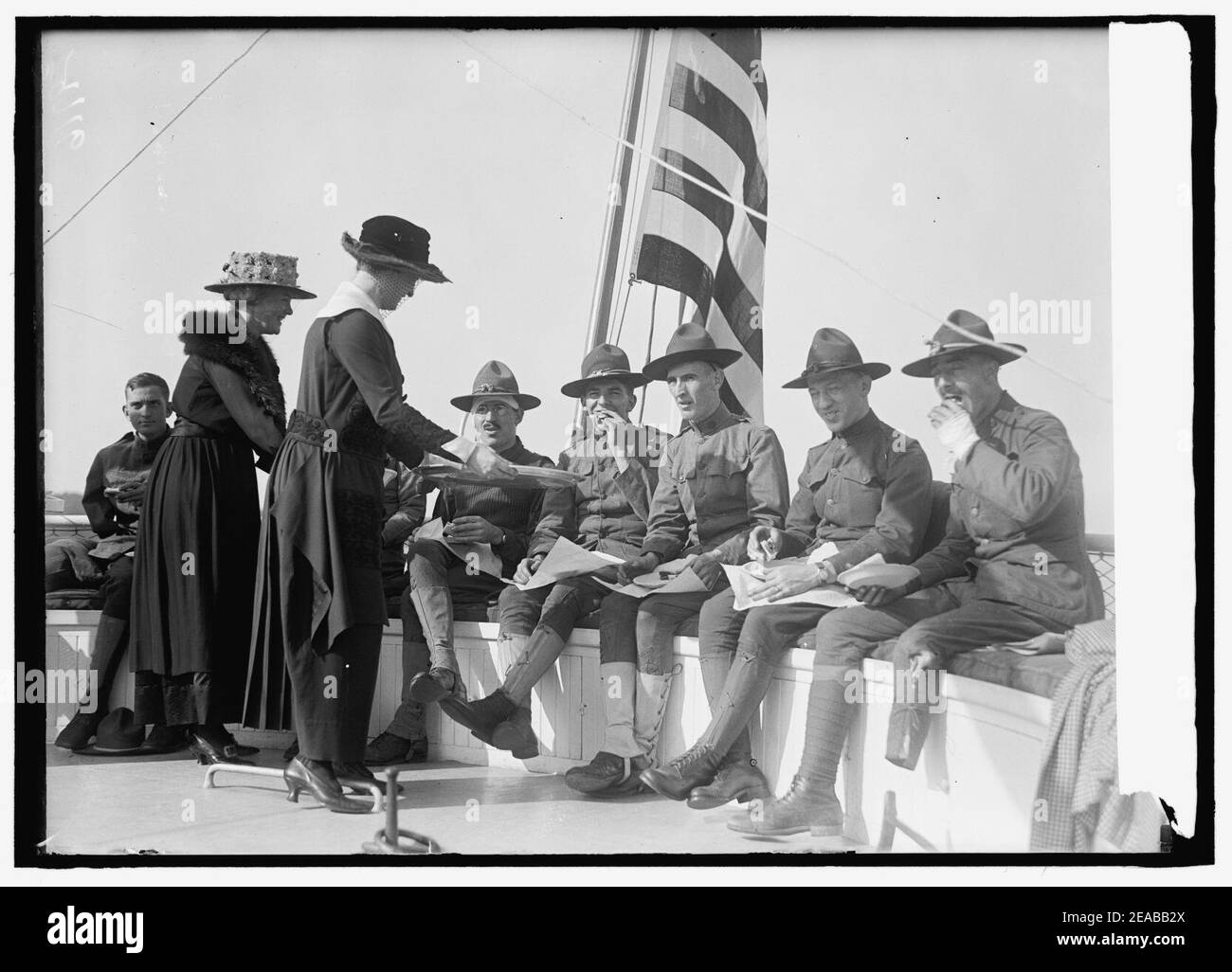 NAVY LEAGUE OF THE U.S. EXCURSION FOR WALTER REED HOSPITAL PATIENTS ...