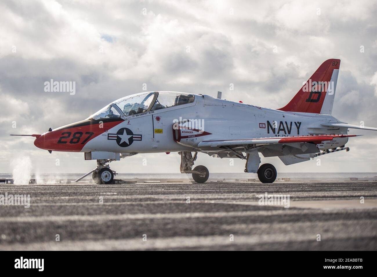 Navy t 45c goshawk hi-res stock photography and images - Alamy