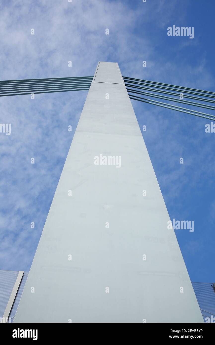 Bridge piers on a pedestrian bridge hi-res stock photography and images ...