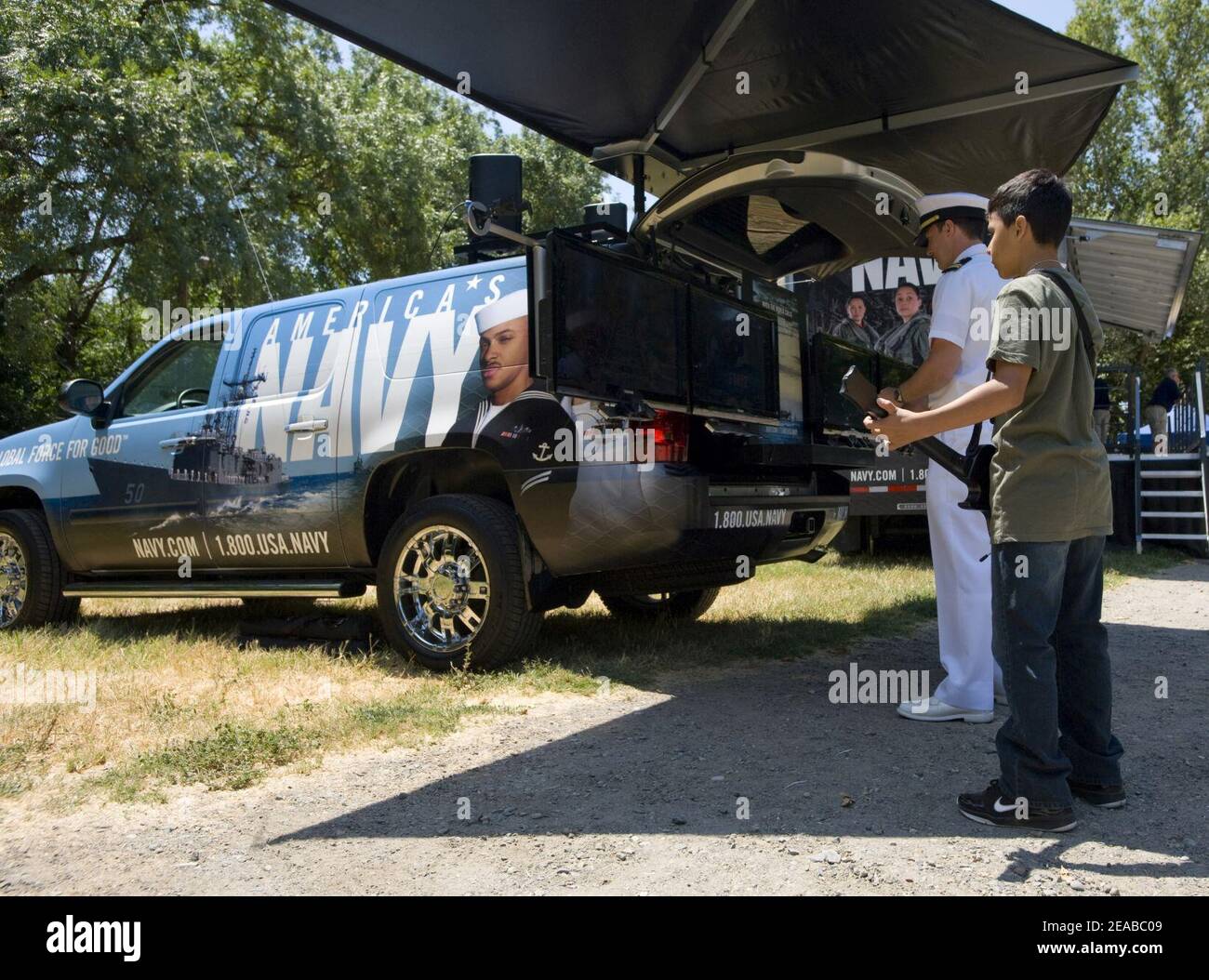 Navy week sacramento hi-res stock photography and images - Alamy