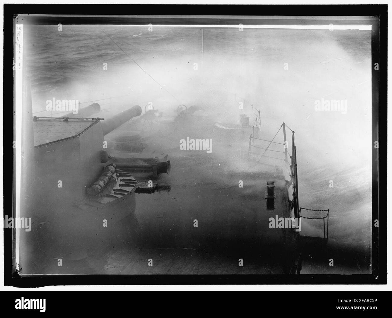 NAVY, U.S. BATTLESHIPS IN STORM AT SEA Stock Photo - Alamy