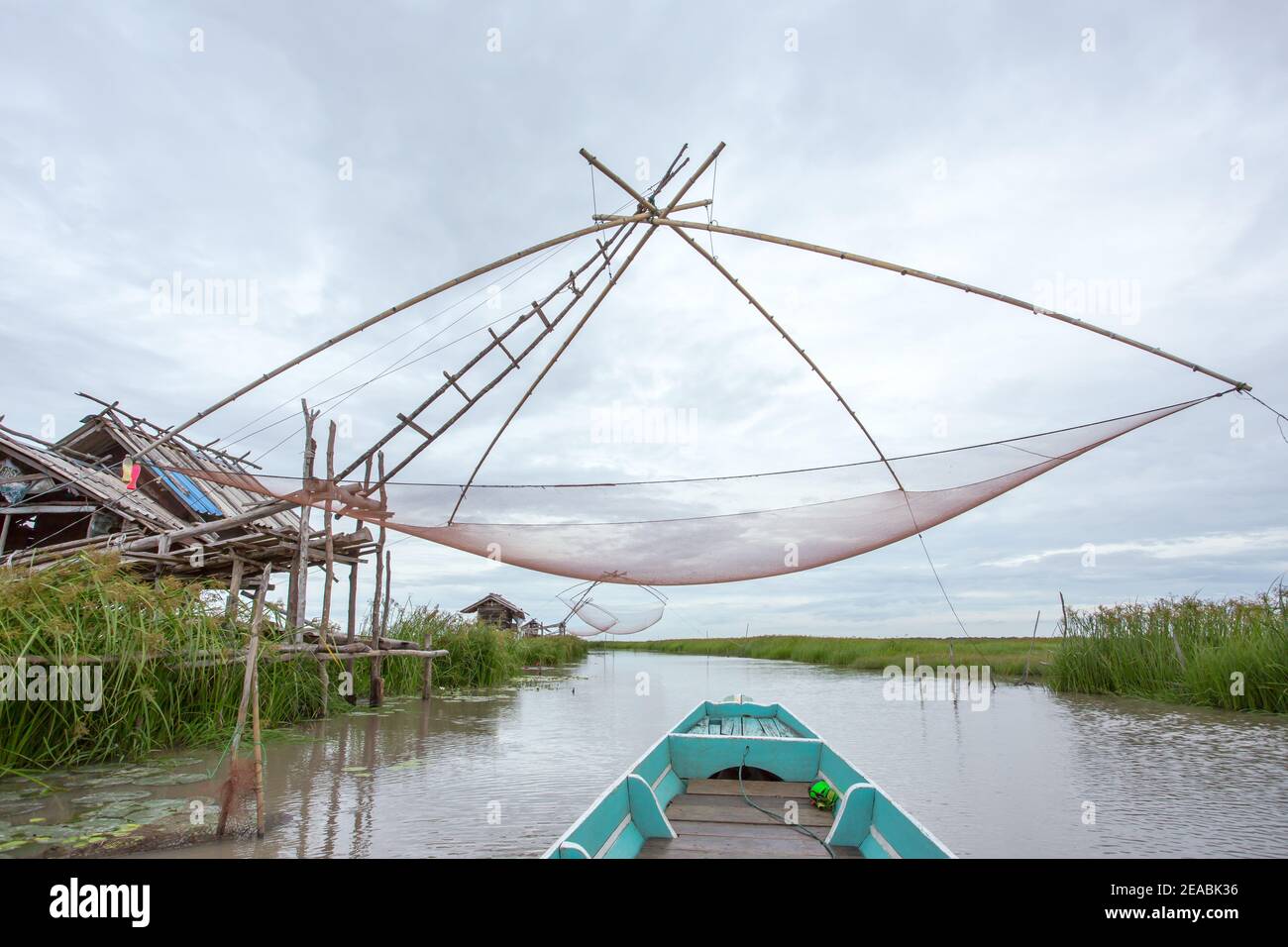 Wave giant boat hi-res stock photography and images - Alamy