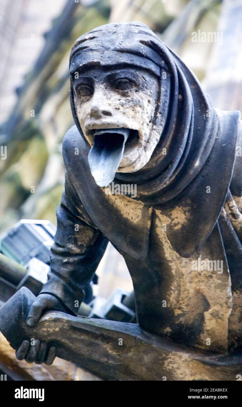 Gargoyle on the outside of Prague Castle Stock Photo - Alamy
