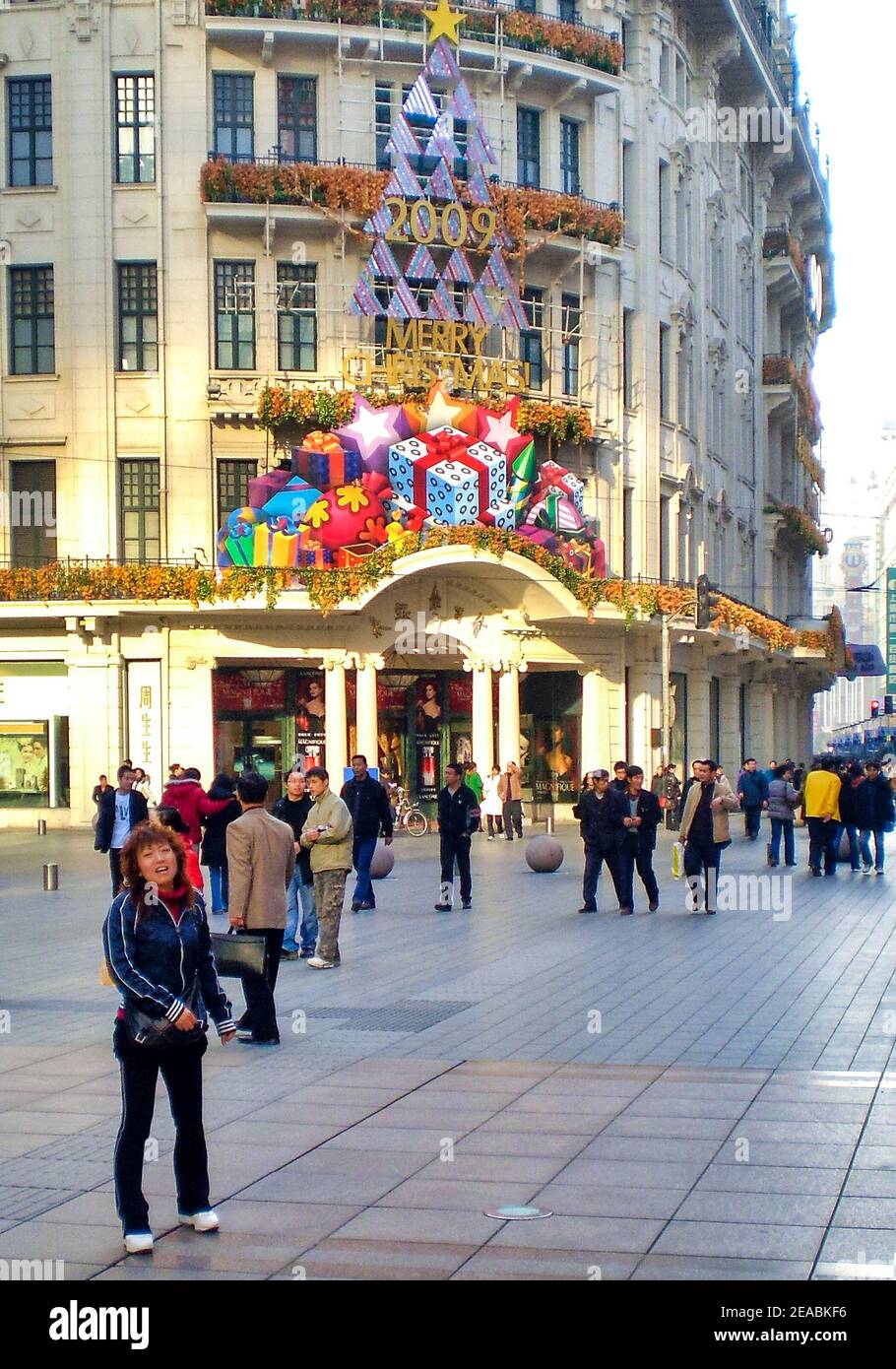 Christmas in shanghai hi-res stock photography and images - Alamy