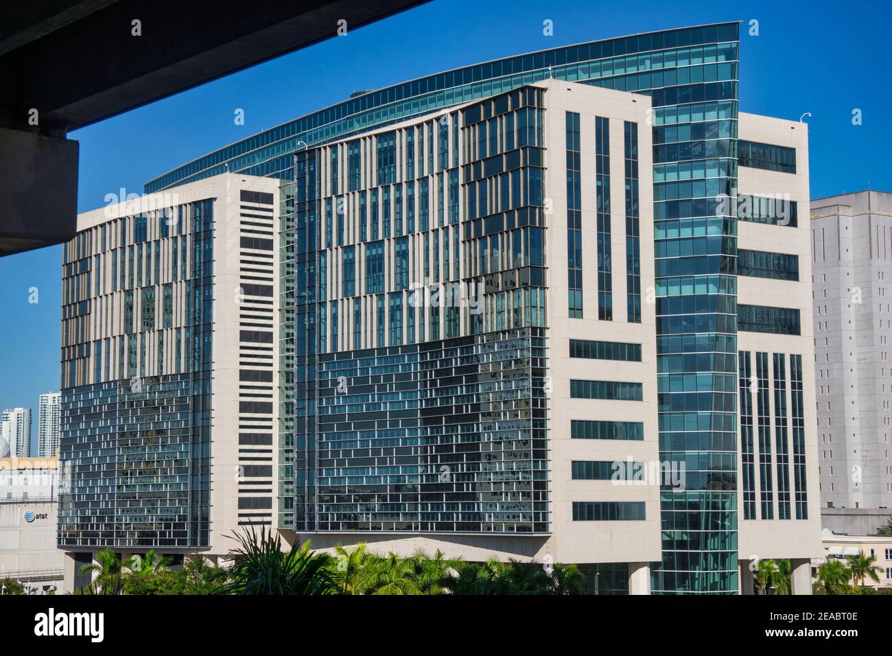 The Wilkie D. Ferguson, Jr. U.S. Federal Courthouse seen from the ...