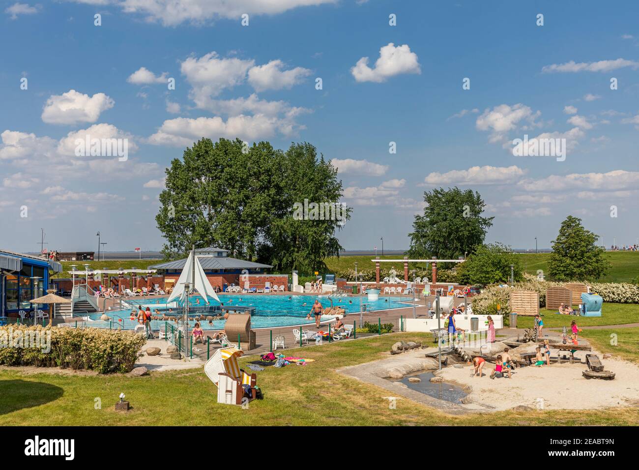 leisure-pool-swimming-pool-dangastquellbad-dangast-district-of