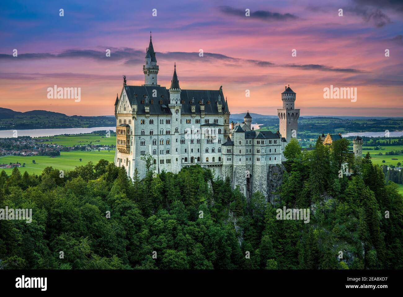 Neuschwanstein castle hi-res stock photography and images - Alamy
