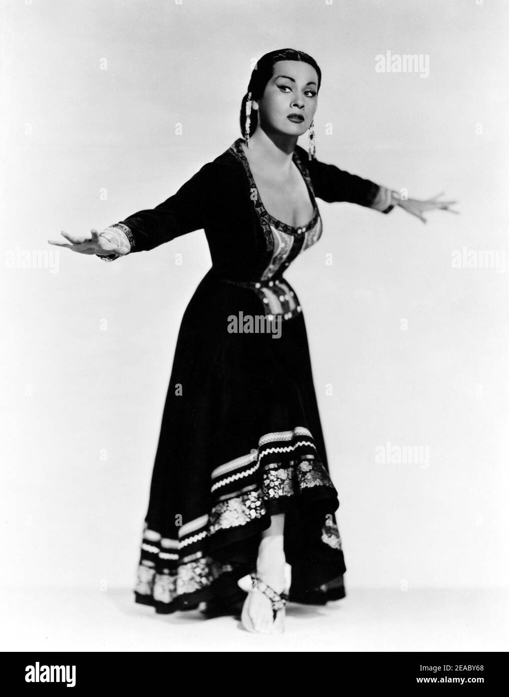 1954 , USA : YMA SUMAC , celebrated peruvian singer and actress , in ...