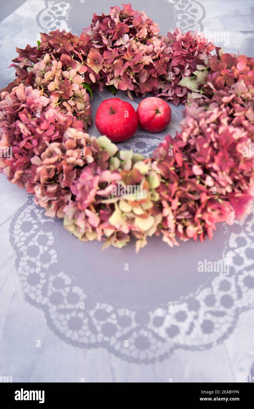 Table decorations hi-res stock photography and images - Alamy