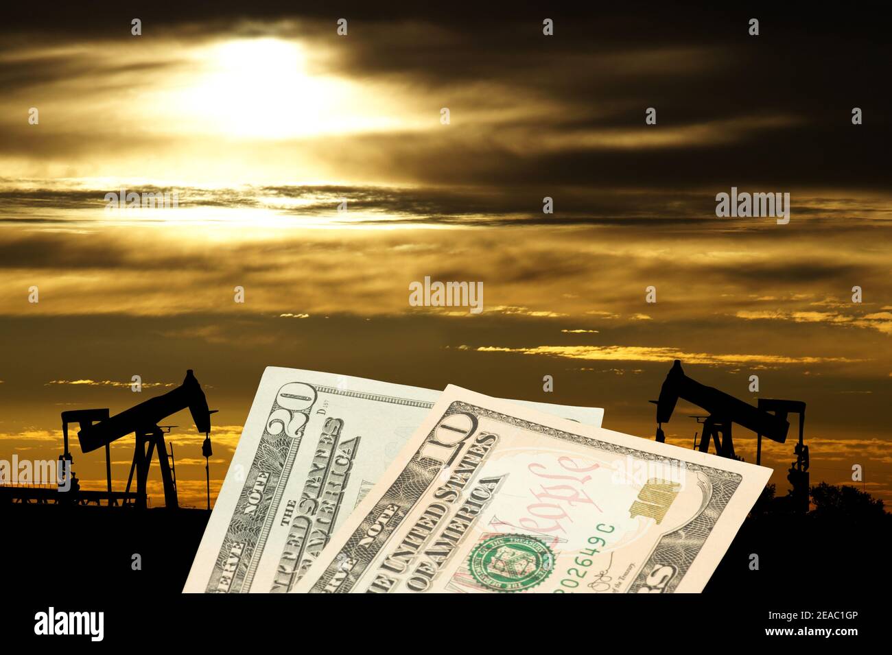 Oil production usa crisis hi-res stock photography and images - Alamy