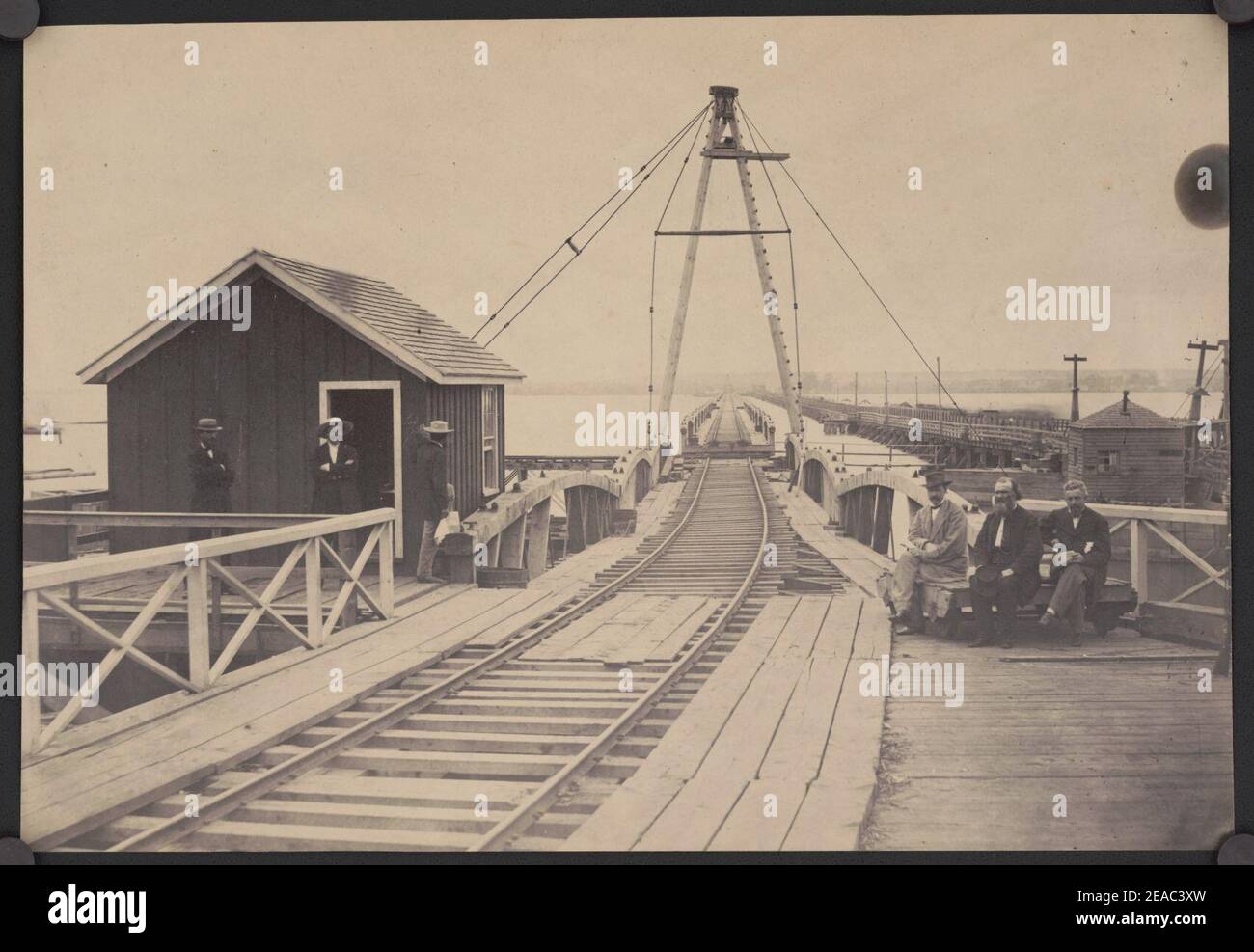 Alexandria railroad bridge hi-res stock photography and images - Alamy