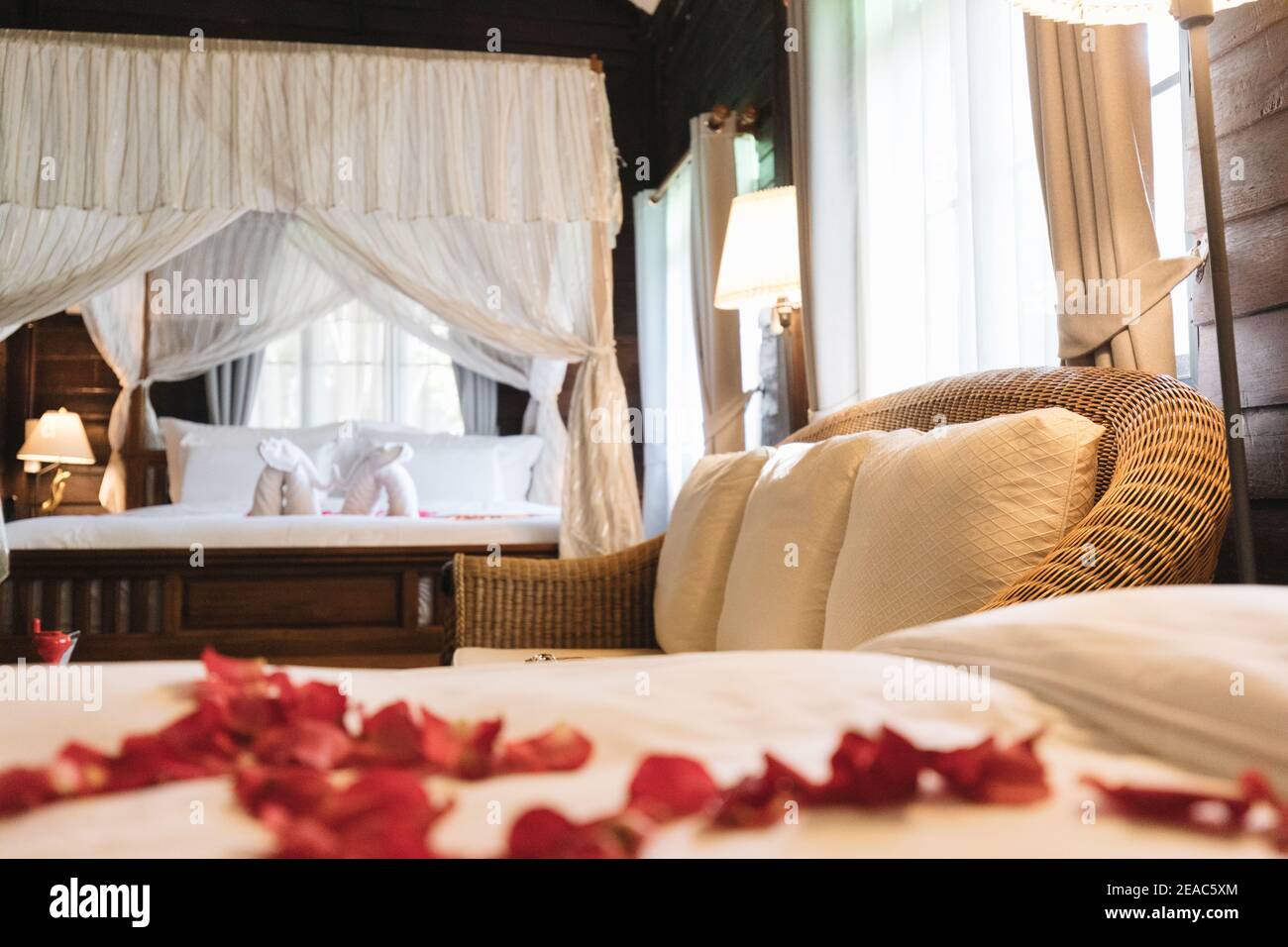 Bed room in thai traditional style Stock Photo - Alamy