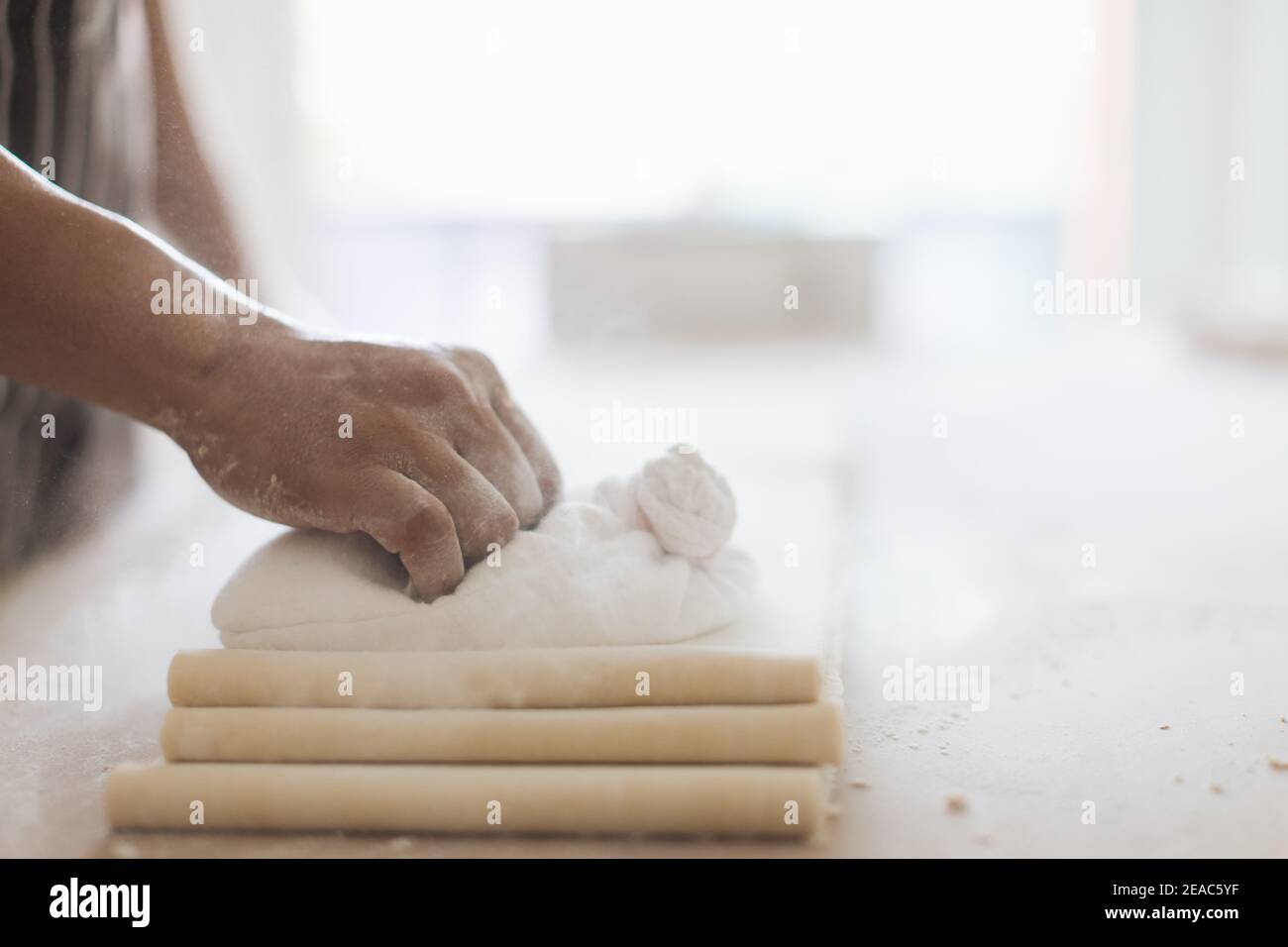 Organic wheat flour ramen noodles hi-res stock photography and images ...