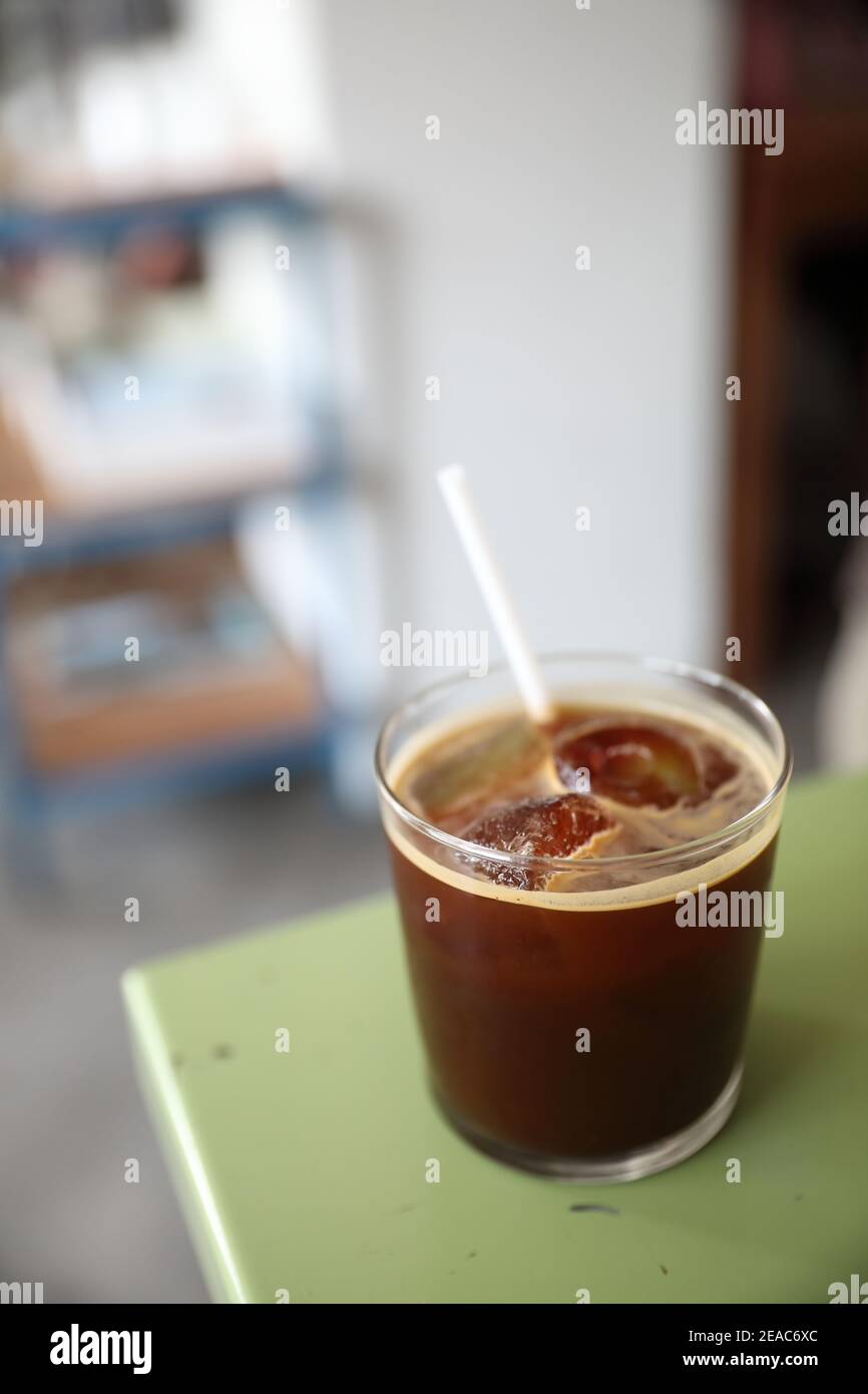 Ice americano coffee in coffee shop Stock Photo - Alamy