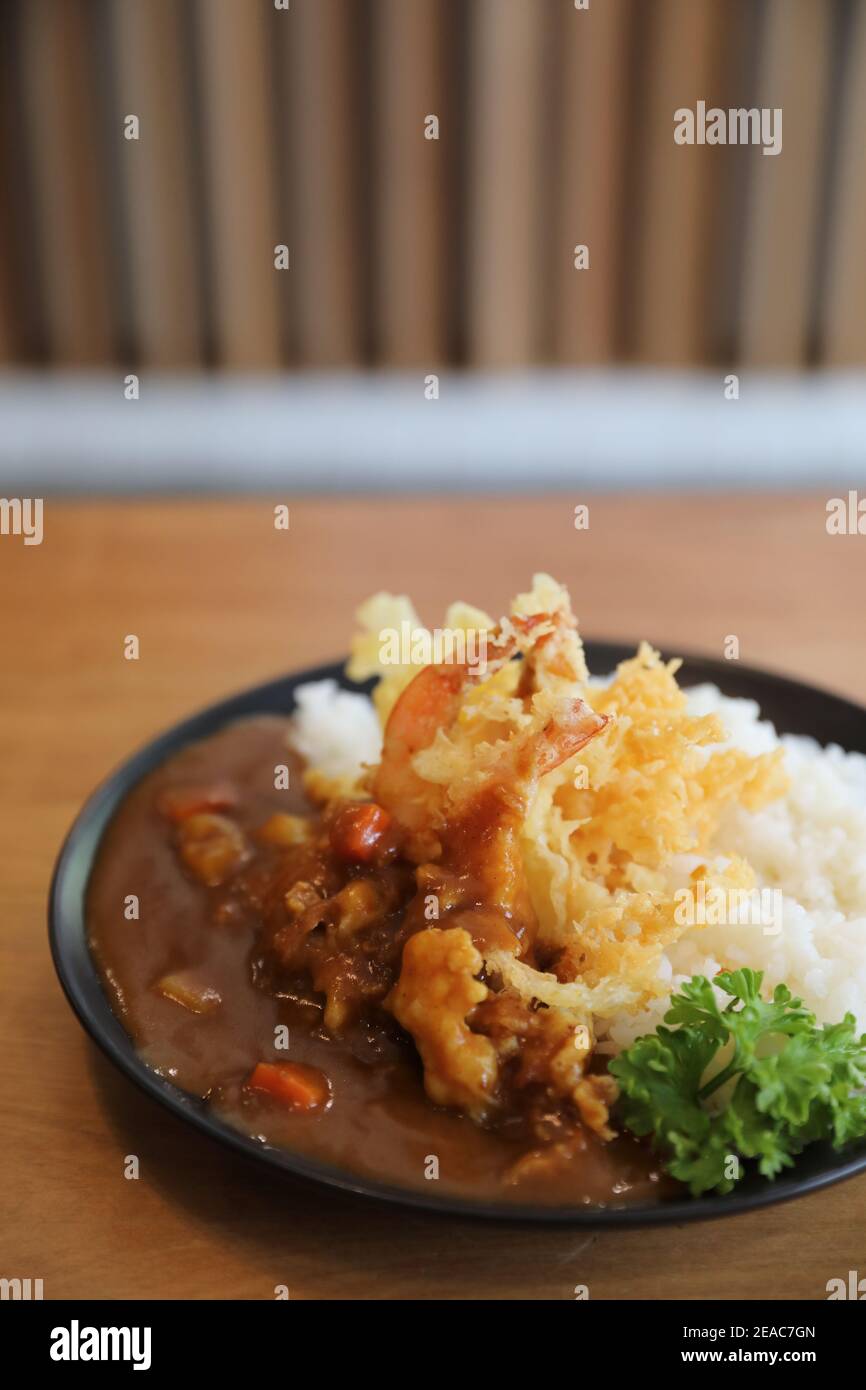 Japanese curry rice with fried shrimp tempura Japanese food Stock Photo ...